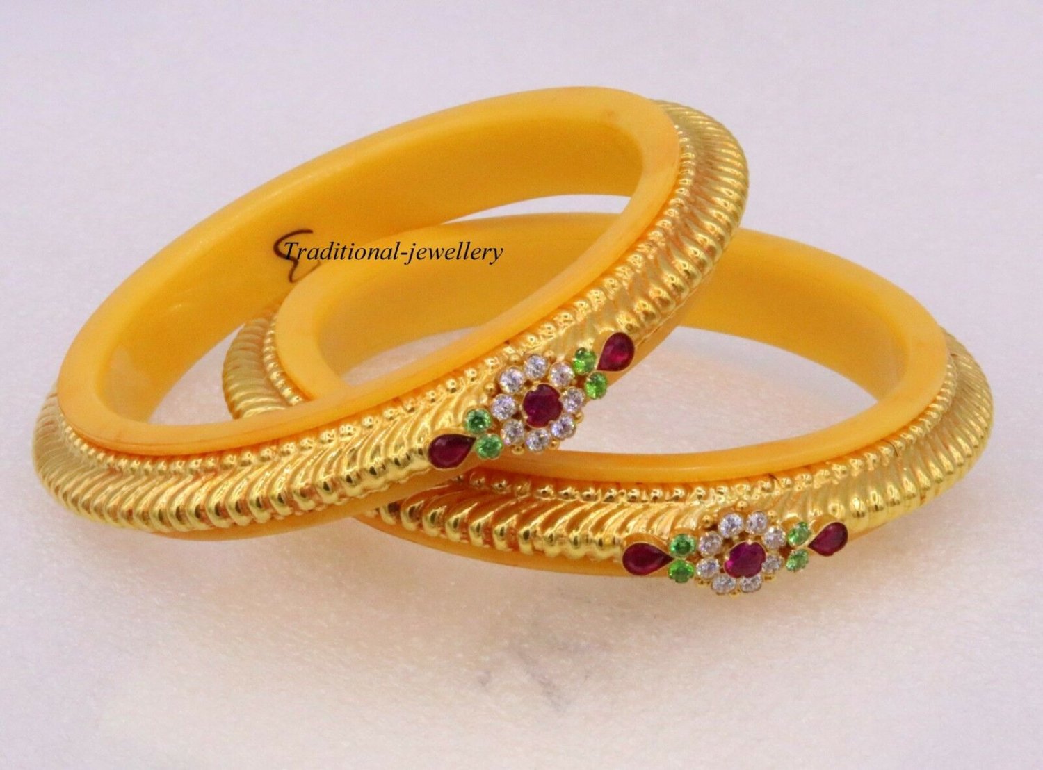 ANTIQUE VINTAGE AAWLA CHUDI JEWELRY 22 KARAT YELLOW GOLD BANGLE ...