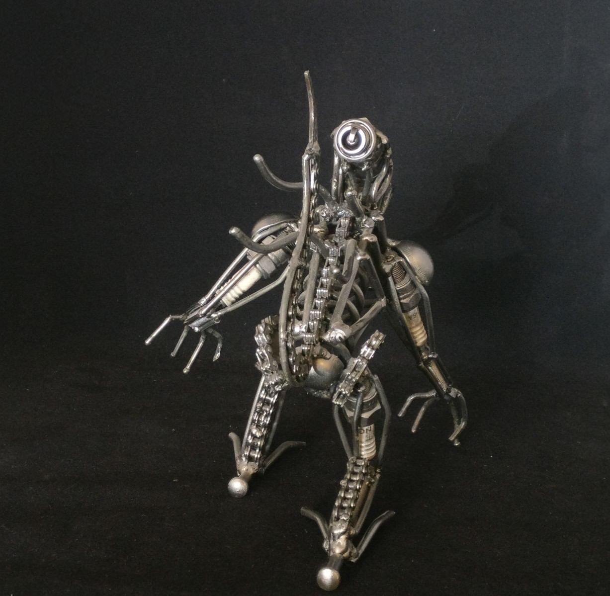 Alien Metal Weld Sculpture 8.5" Figurine Display - Scrap Metal ...