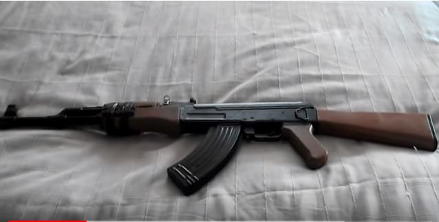 AK-47 Y Spring Airsoft Gun Rifle FPS-250 by YIKA Best AK-47 Reproduction