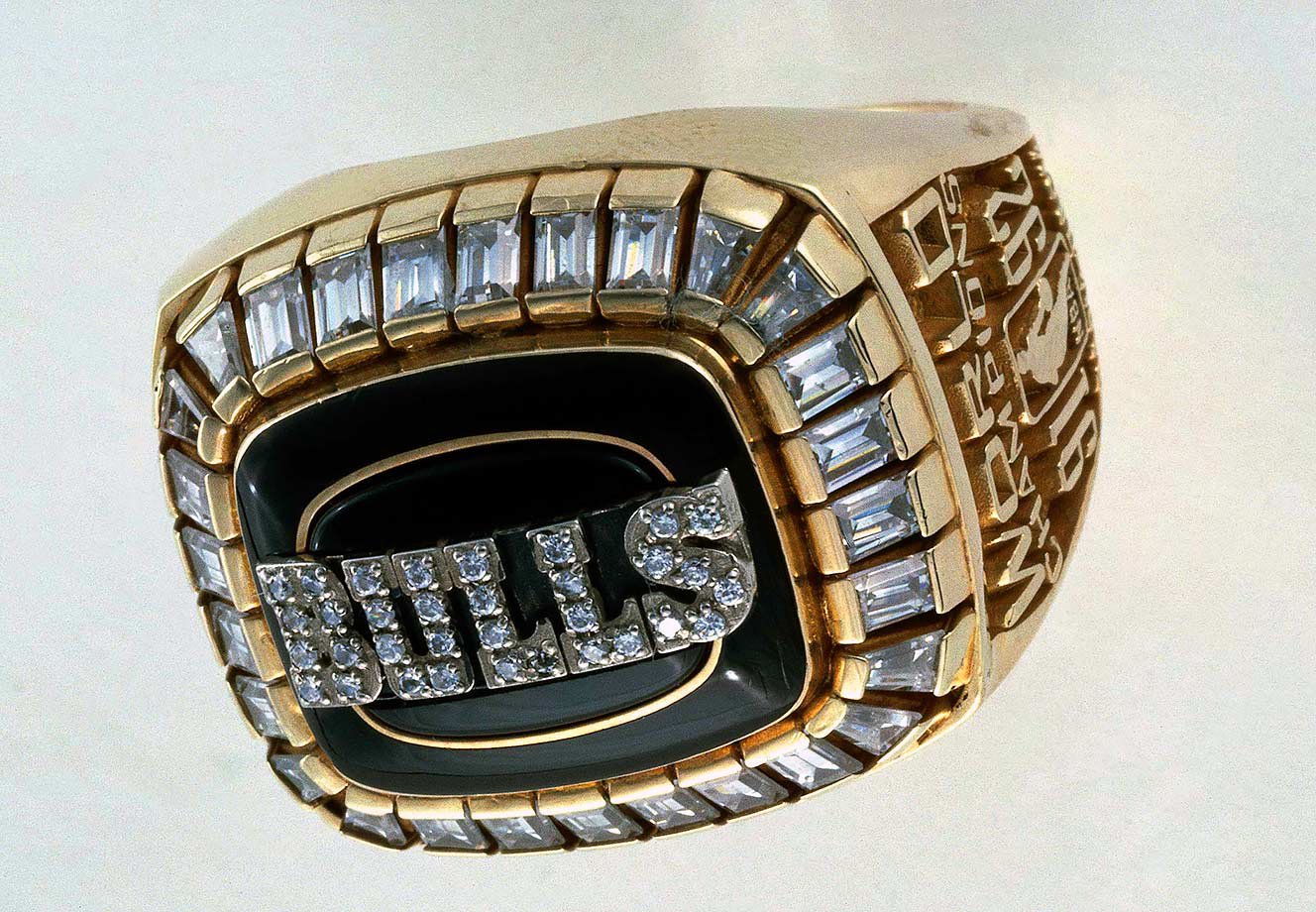 1992 chicago bulls basketball championship ring