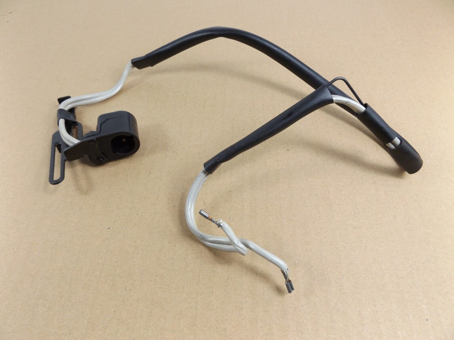 Elna Supermatic sewing machine model 62C socket light