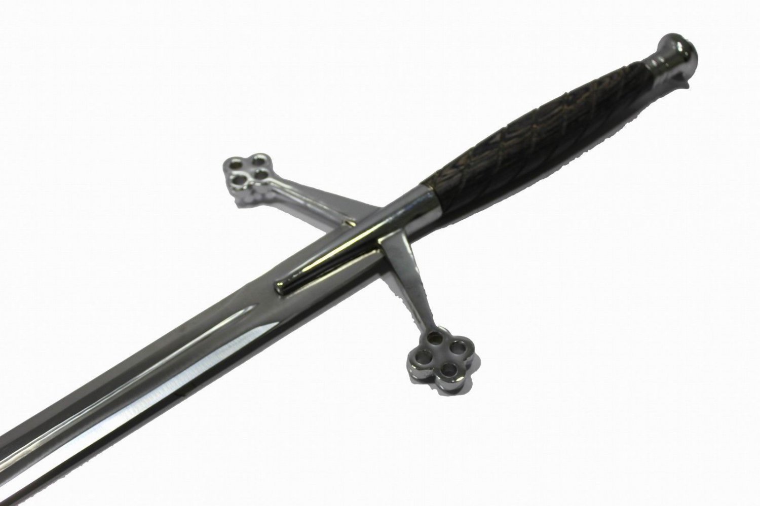 Claymore Sword w Black Handle (42 in Overall Length)