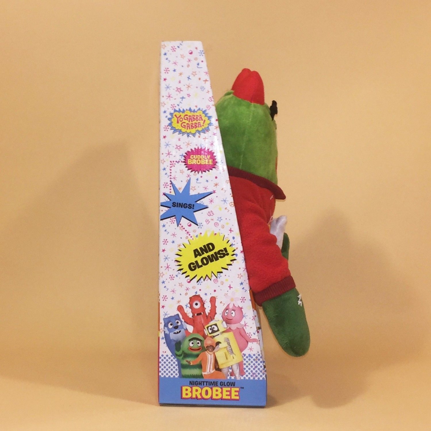 * NEW * Yo Gabba Gabba Nighttime Glow Singing Brobee Plush Toy (#clarkstc)