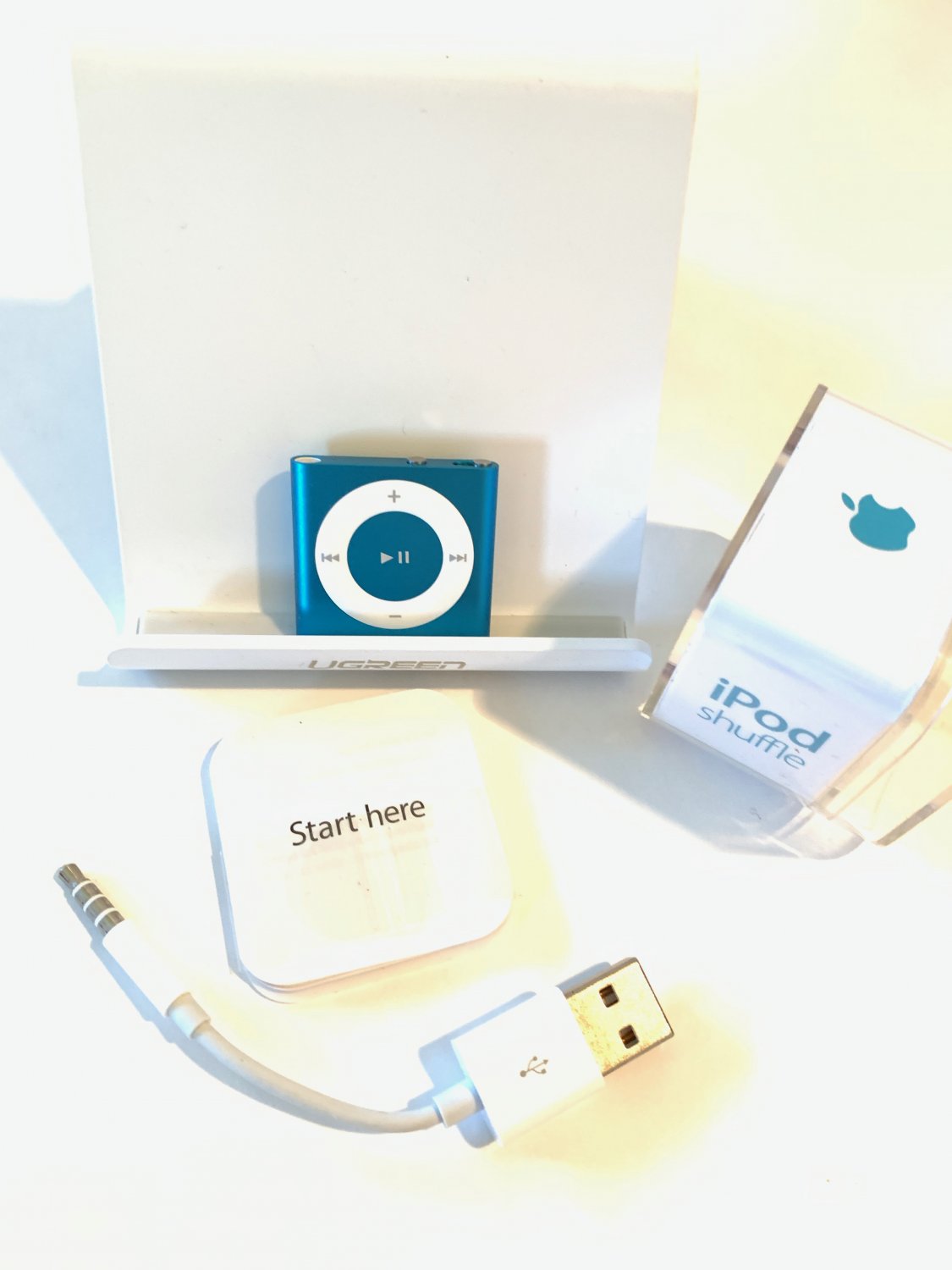 iPod Shuffle 4th generation 2gb Blue # GF4RW *SALE*
