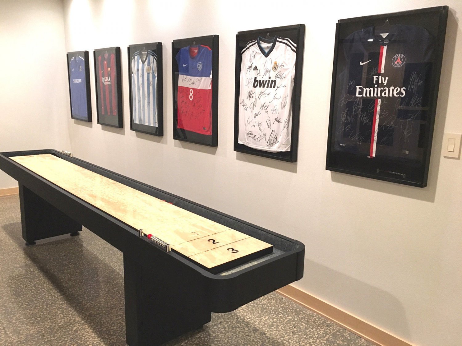 jersey display case