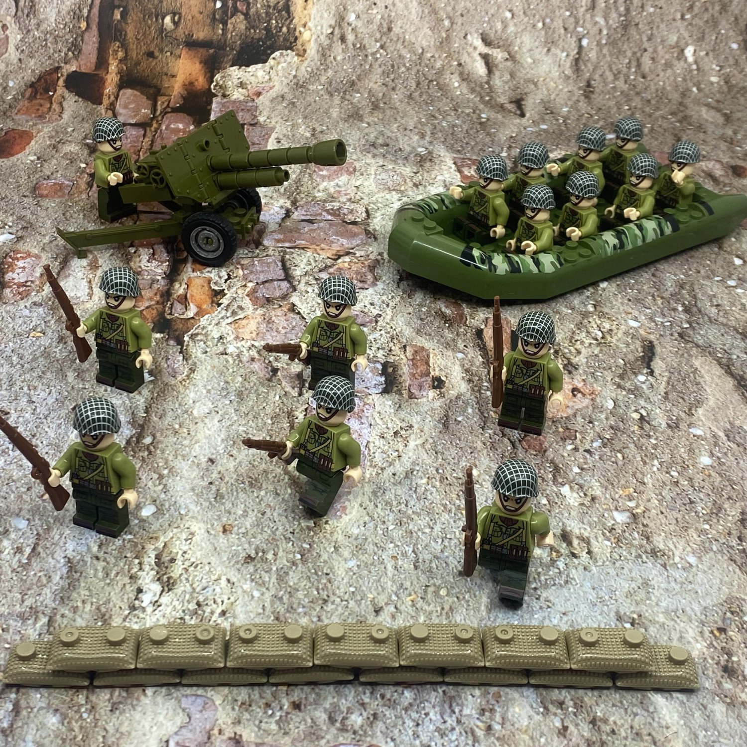 WW2 Normandy Landing US army howitzer Base landing boat Minifigures ...