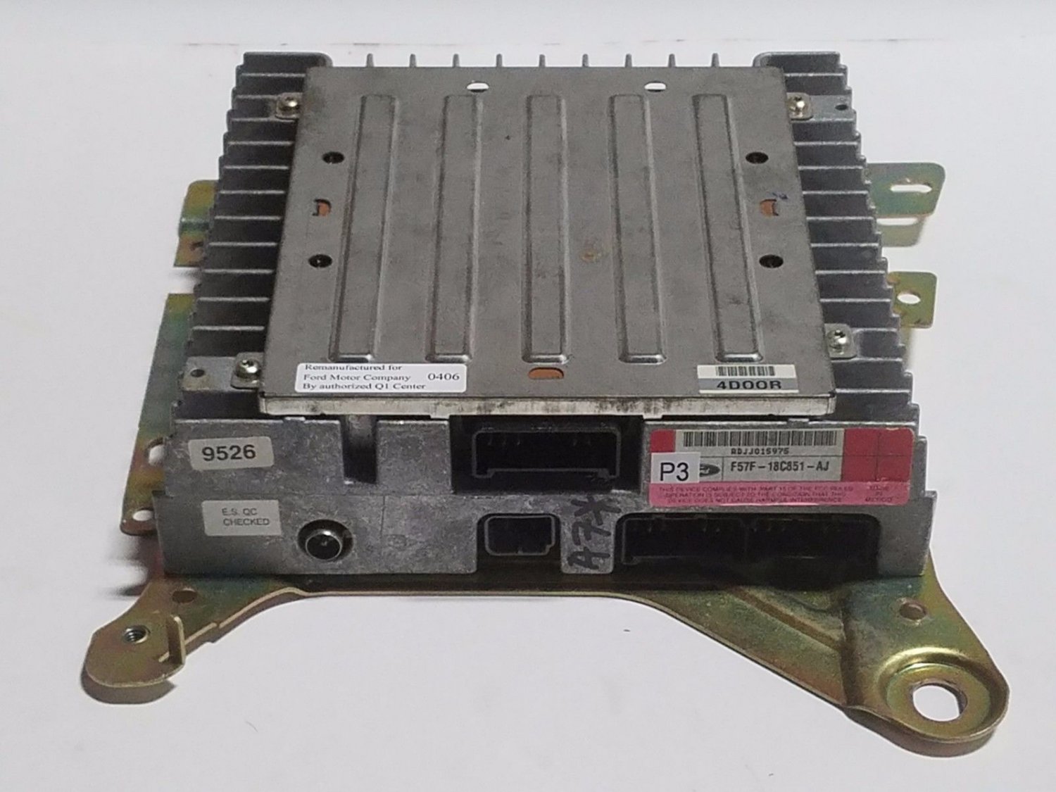 Ford Explorer remanufactured amplifier amp. Factory original OEM radio ...