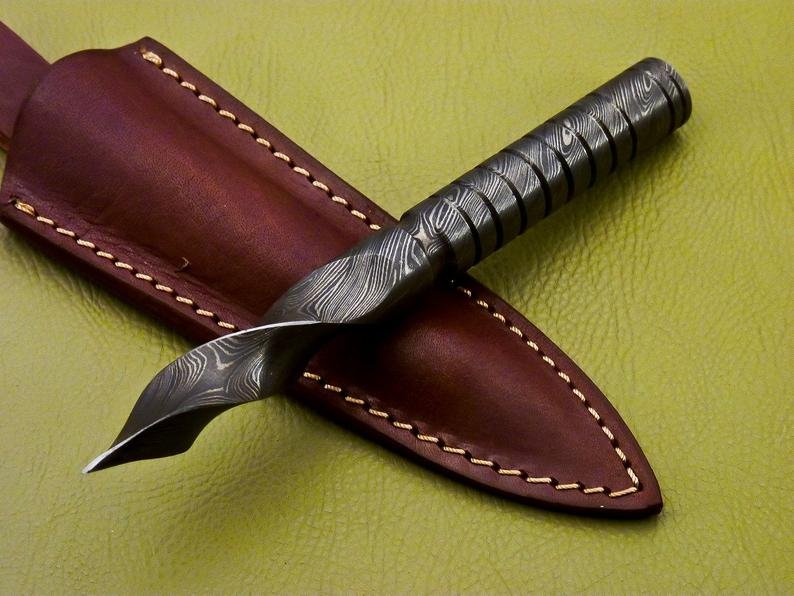 6.5" Damascus Fixed Blade Knife Handmade Tri Dagger Hand Forged Twisted Pattern Kris Blade new 135