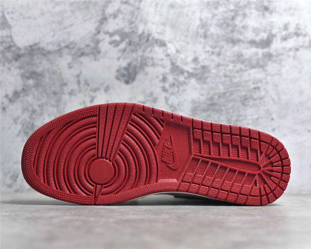 Men's Air Jordan 1 Retro High Off-White Chicago Red Sneakers