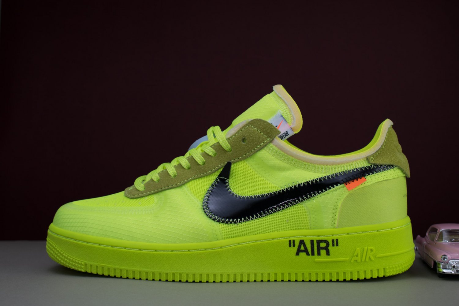 Nike Air Force 1 Low Off-White Volt