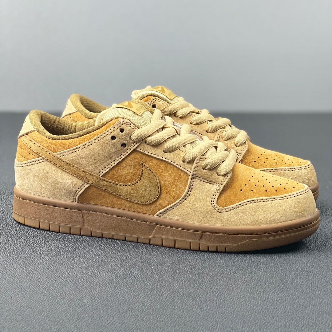 Nike SB Dunk Low Wheat
