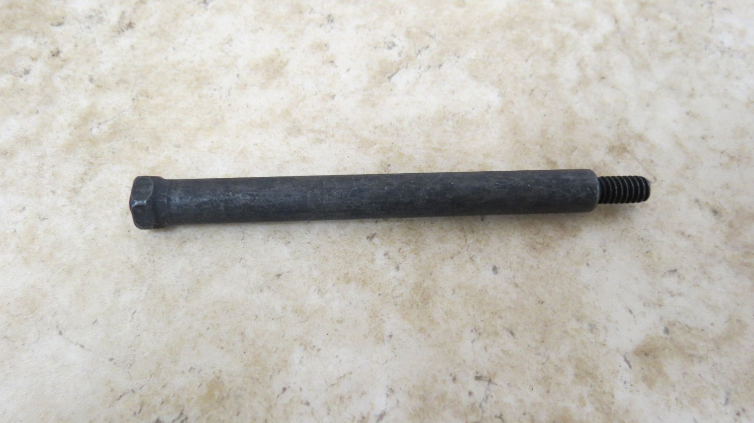 NOS OEM Briggs & Stratton 691351 Shoulder Screw