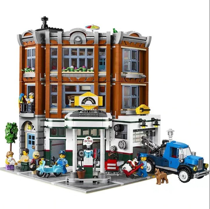 Lepin Creator Expert Corner Garage (lego 10264 analog) Building Block