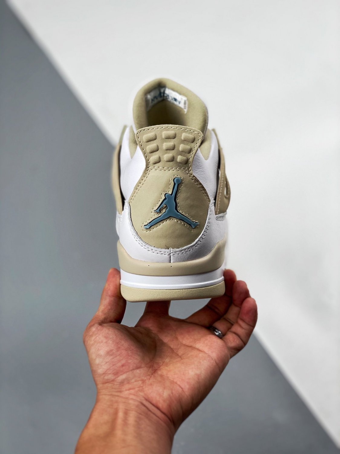 Nike Air Jordan 4 Retro Sand