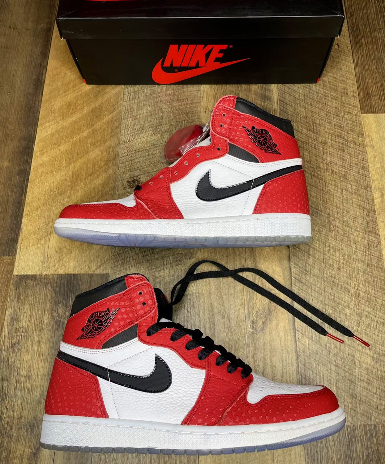 Air Jordan 1 Retro High Spiderman Origin Story 2018