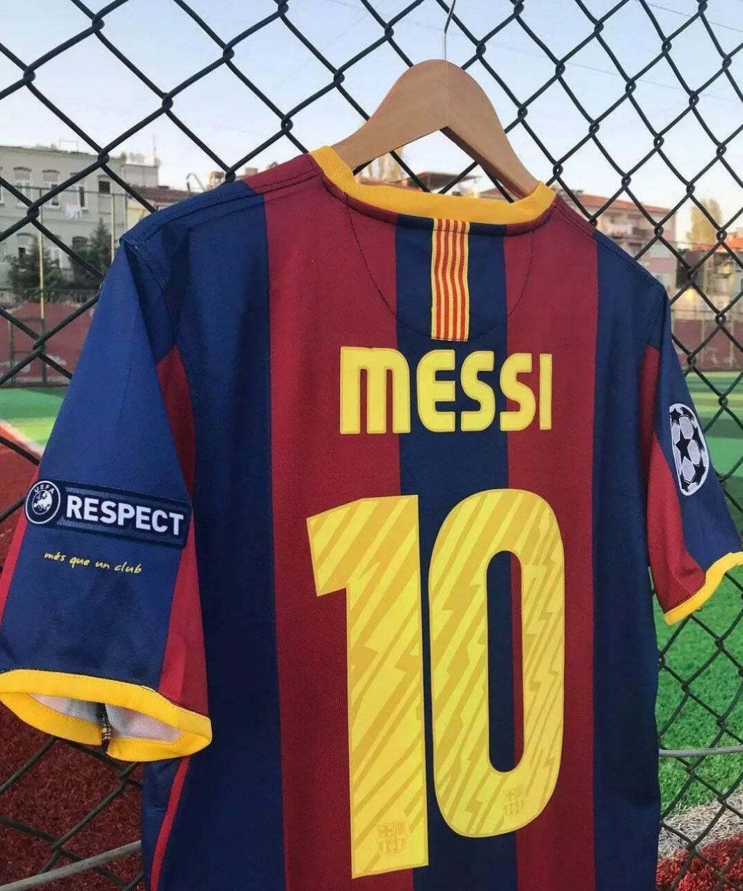 New Messi 2010-2011 Barcelona Retro Jersey Home Soccer Retro Jersey
