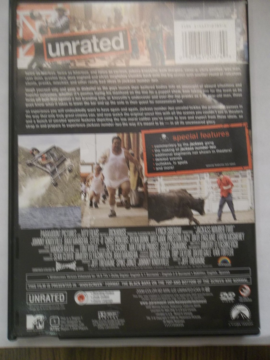 JACKASS NUMBER TWO (FREE DVD) JOHNNY KNOXVILLE (COMEDY/STUNTS/TRICKS ...