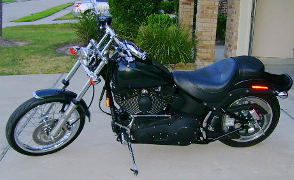 2006 HARLEY DAVIDSON NIGHT TRAIN FXSTBI