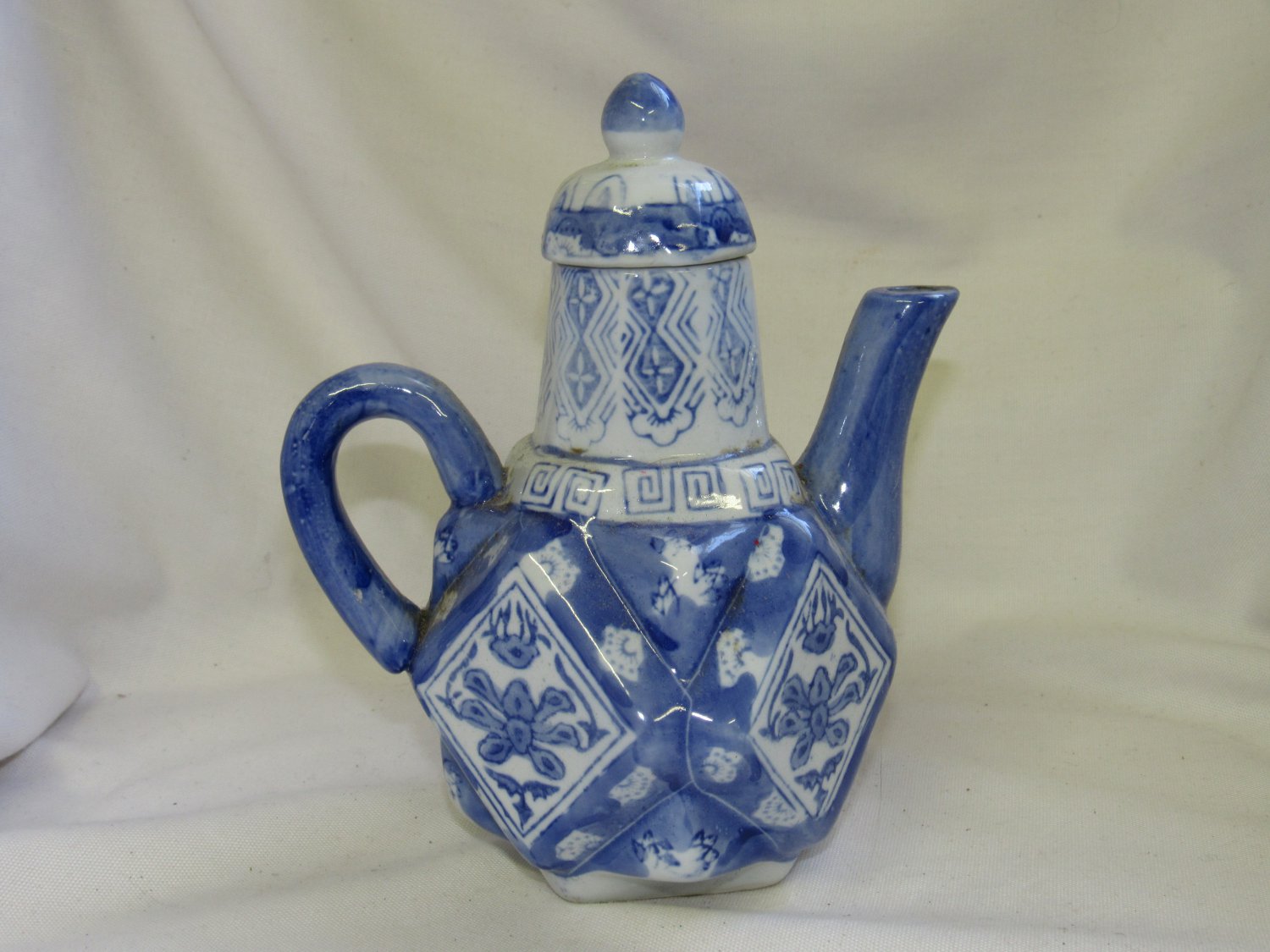 Blue and White Geometric Body Teapot