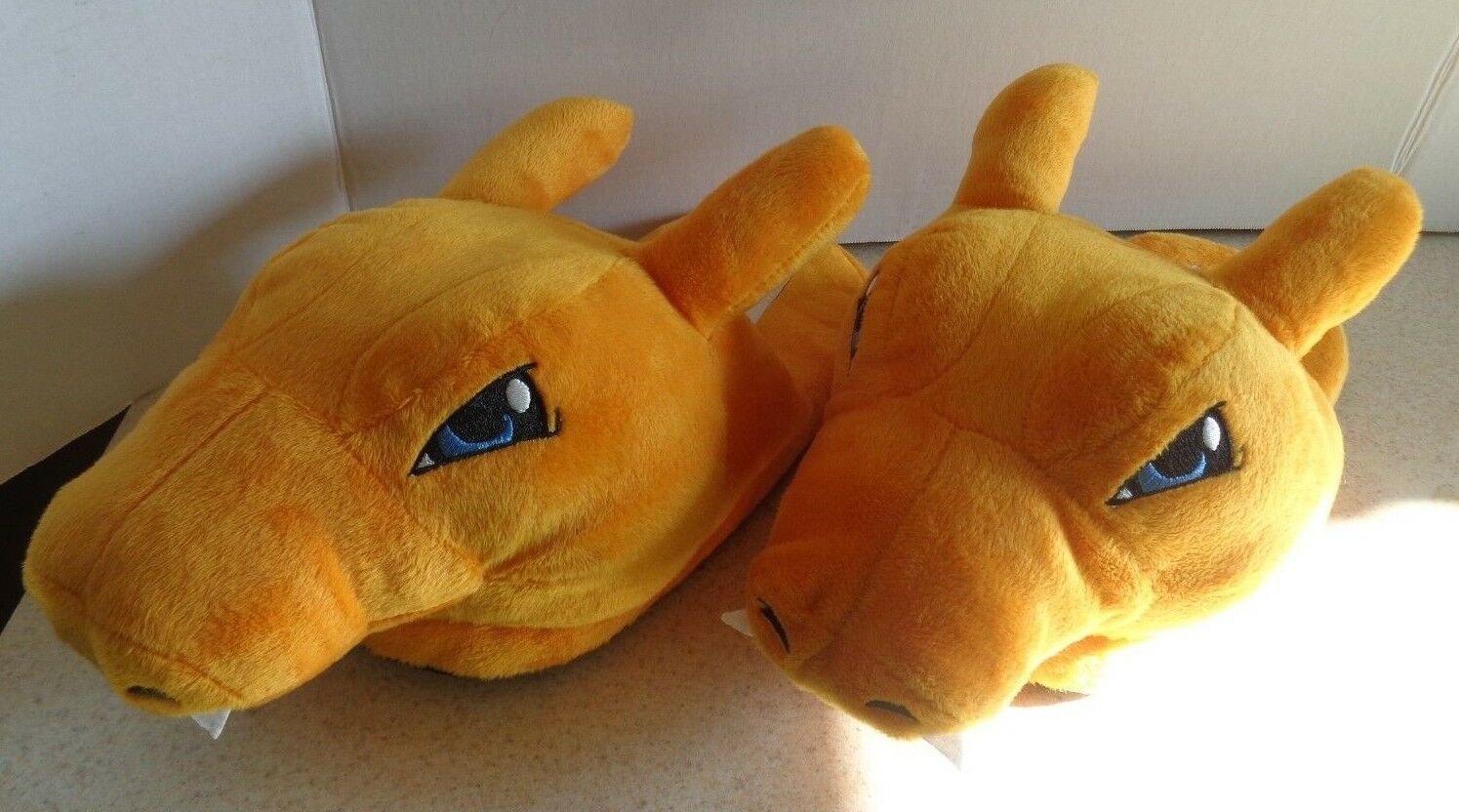 Pokemon Charizard Plush Indoor House Slippers NWOT Size S