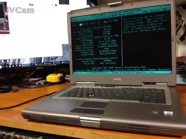 DELL LATITUDE D800 15.4" LAPTOP WITH SERIAL PORT PARALLEL