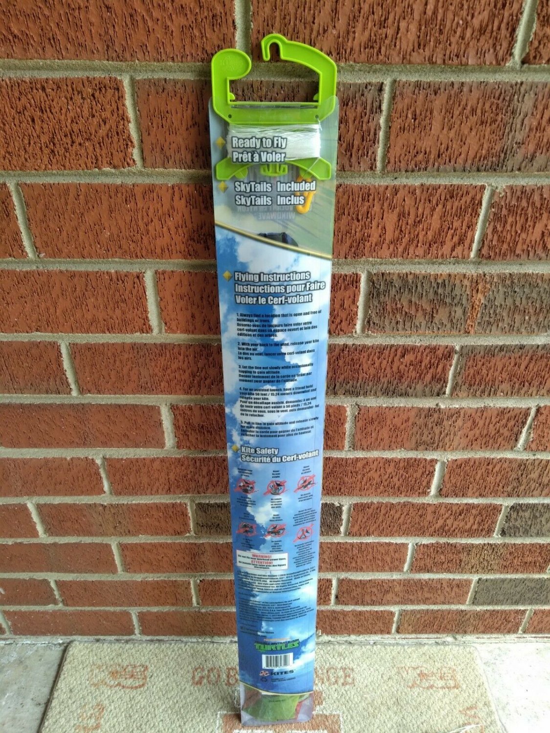 2016 Nickelodeon Teenage Mutant Ninja Turtles Wind Wave 57" Tall Kite