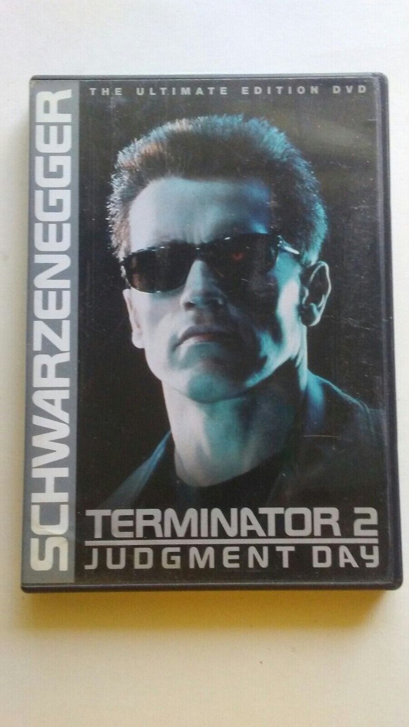 Terminator 2 - The Ultimate DVD Edition (DVD, 2000)