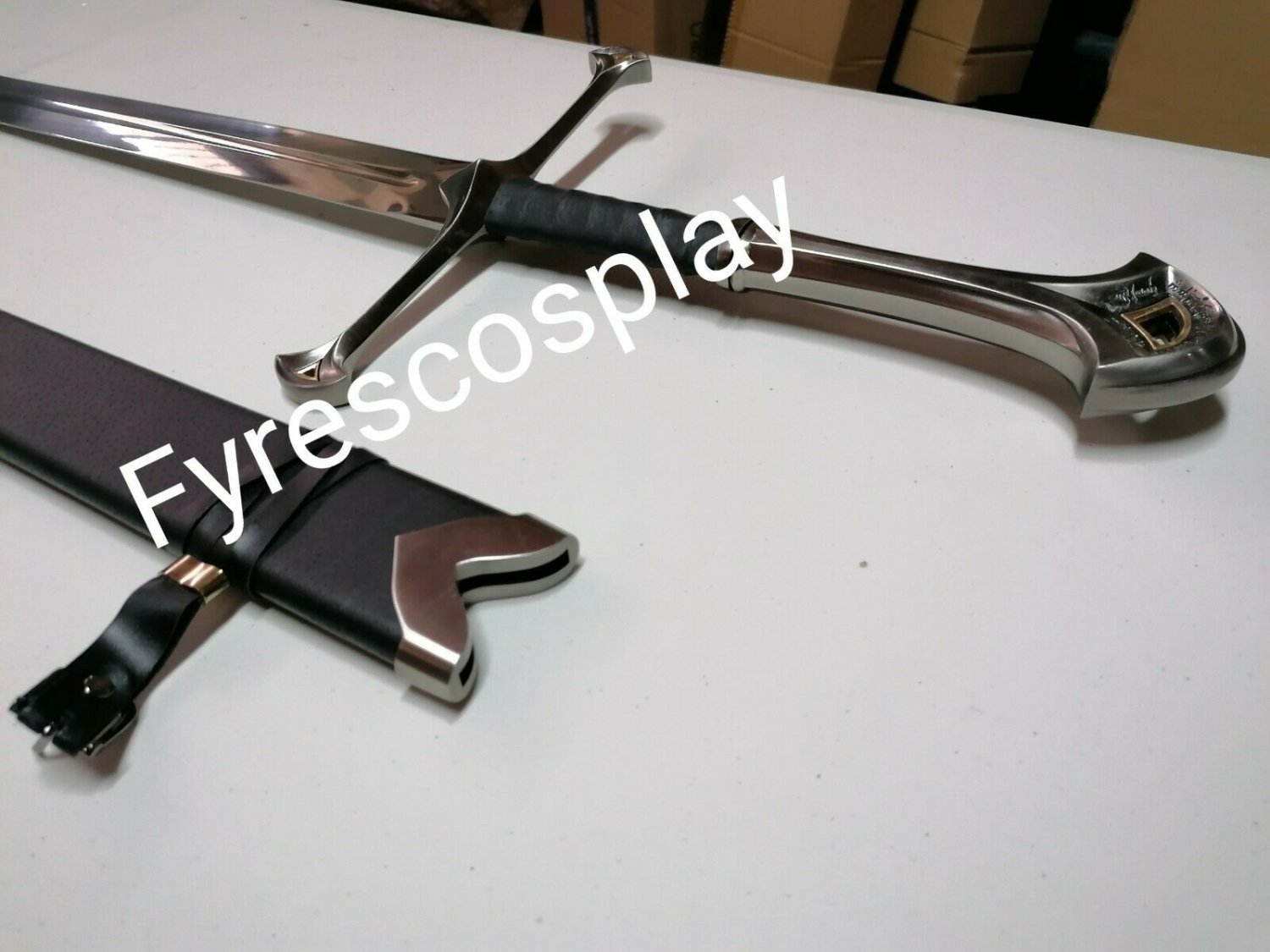 aragorn's sword lord of the rings fantasy Anduril Narsil Lotr aragorn sword