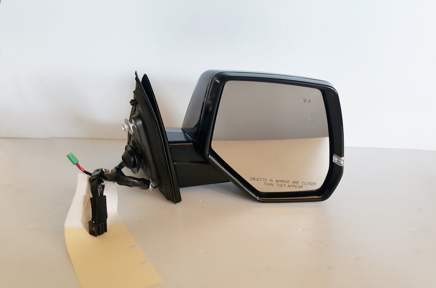 2015 - 2017 CADILLAC ESCALADE OEM RH RIGHT SIDE DOOR MIRROR