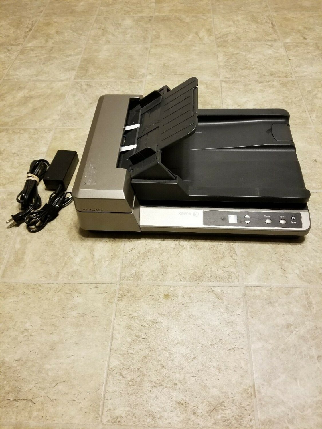 Xerox DocuMate 3220 Document Scanner