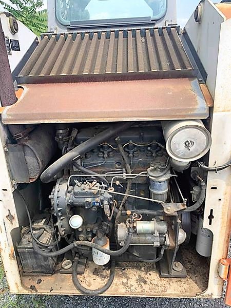 BOBCAT 943 SKID STEER 1889 HOURS