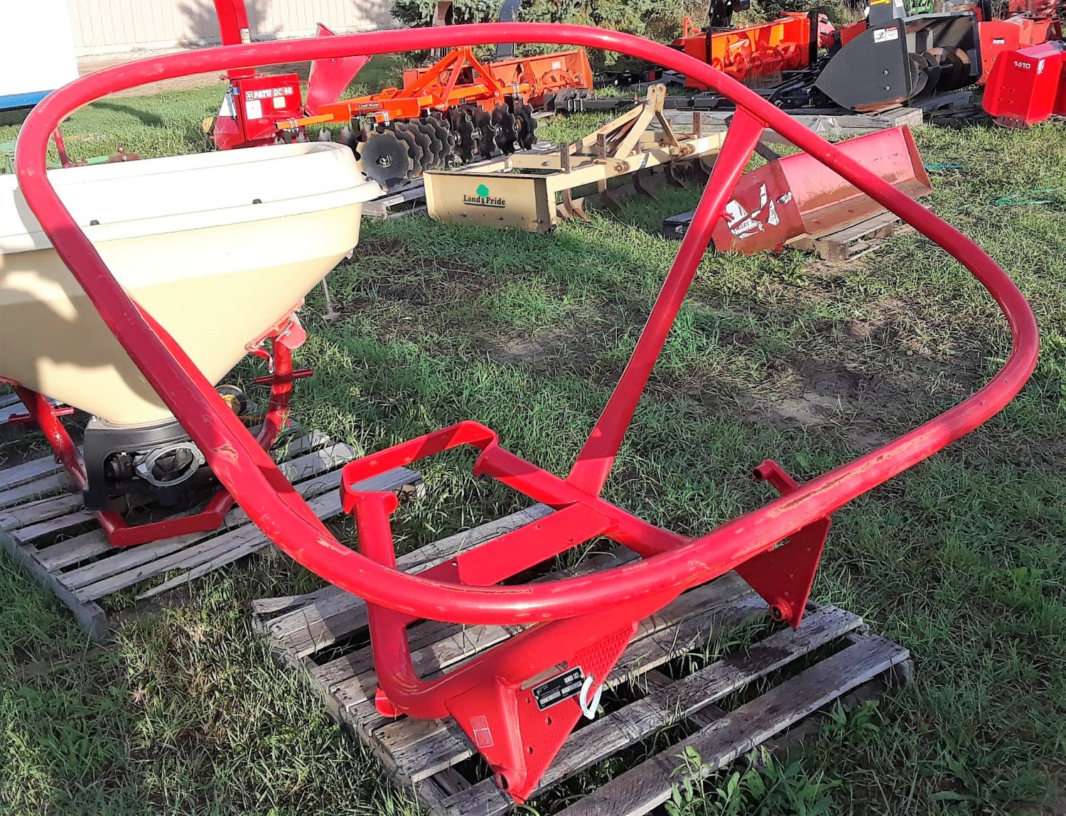 KVERNELAND / VICON FERTILIZER SPREADER FRAME PS604-754 / PS604