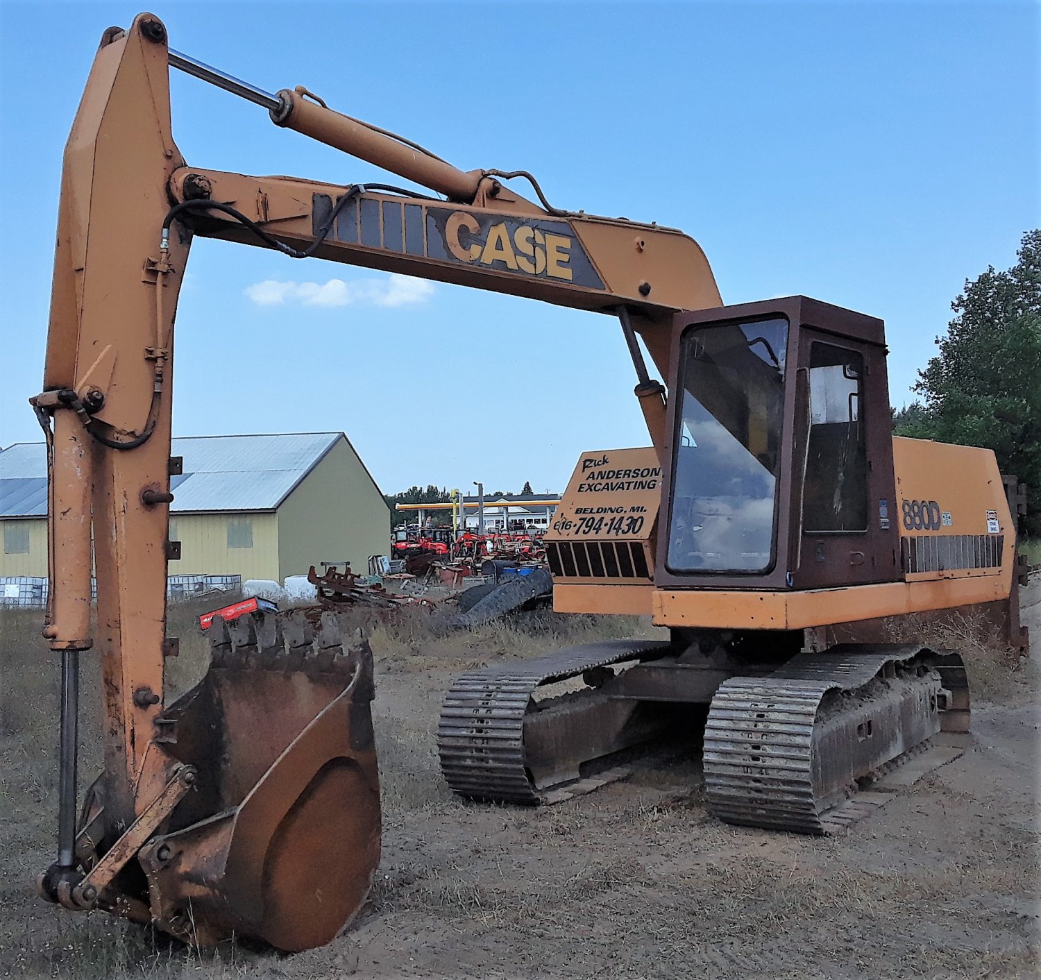 1985 CASE 880D EXCAVATOR / BACKHOE