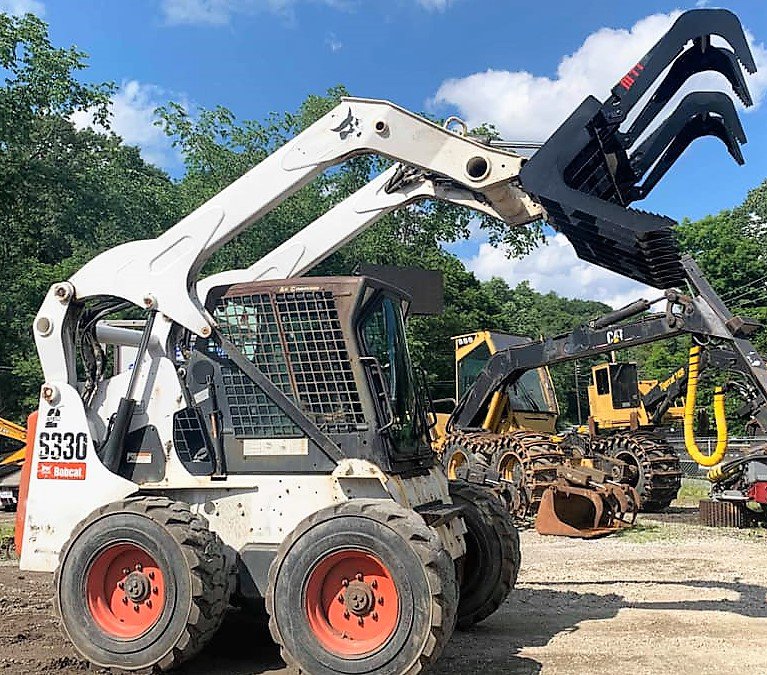 BOBCAT S330 WHEELED SKID STEER / NEW MTL X-SERIES 80" ROCK GRAPPLE 1700 ...