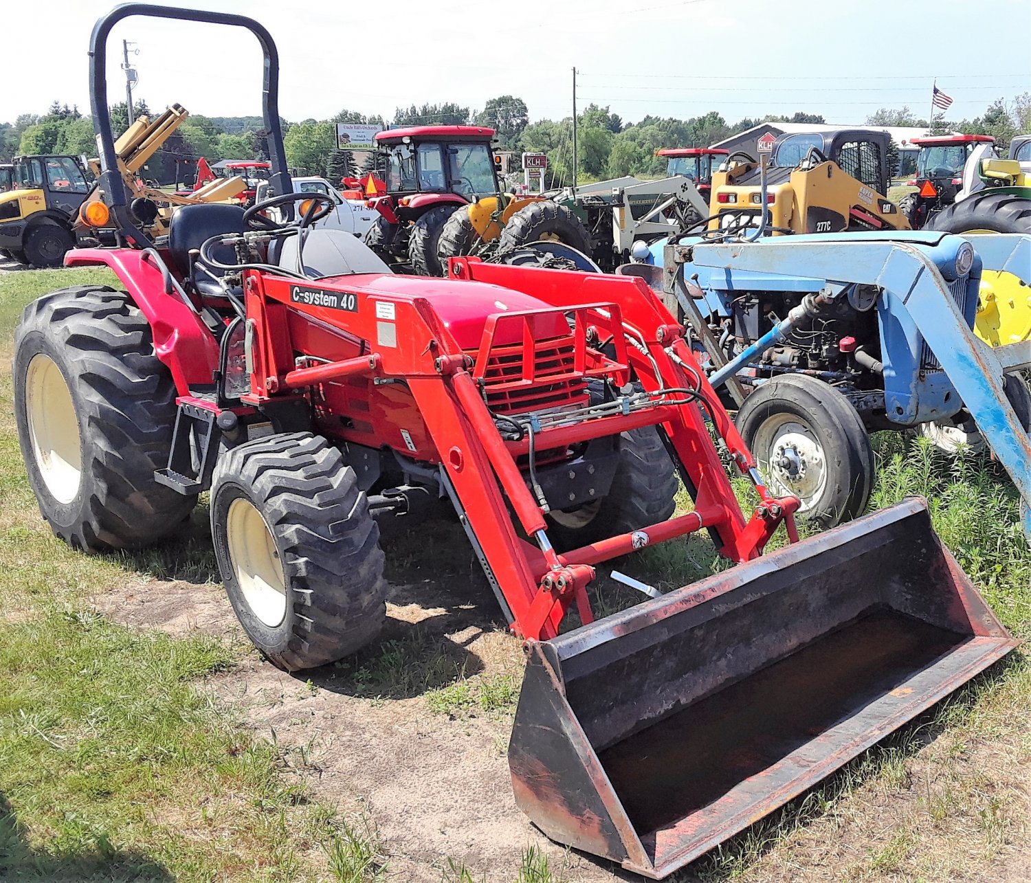 CENTURY 3040 FARM TRACTOR C-SYSTEM 40 LOADER ASSEMBLY 595 HOURS