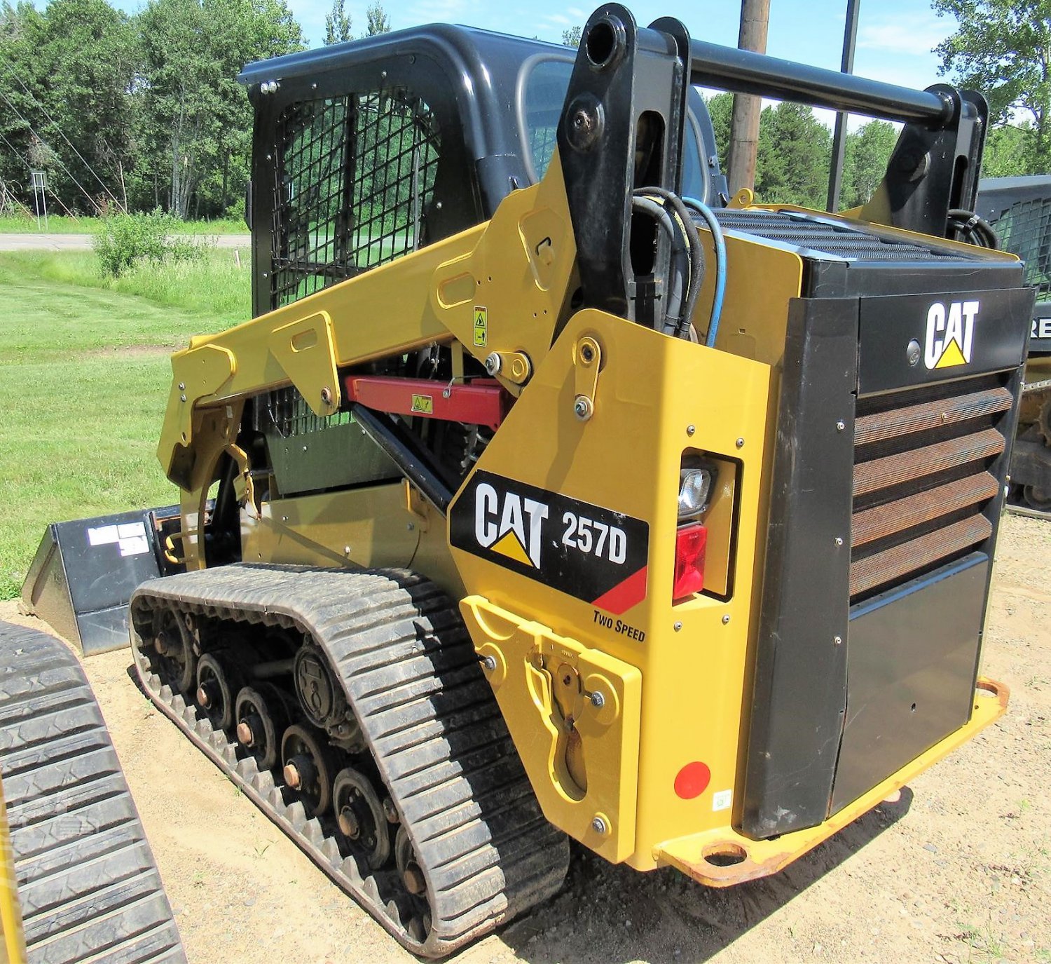 CAT 257D SKID STEER 640 HOURS
