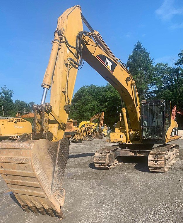 CAT 320CL EXCAVATOR