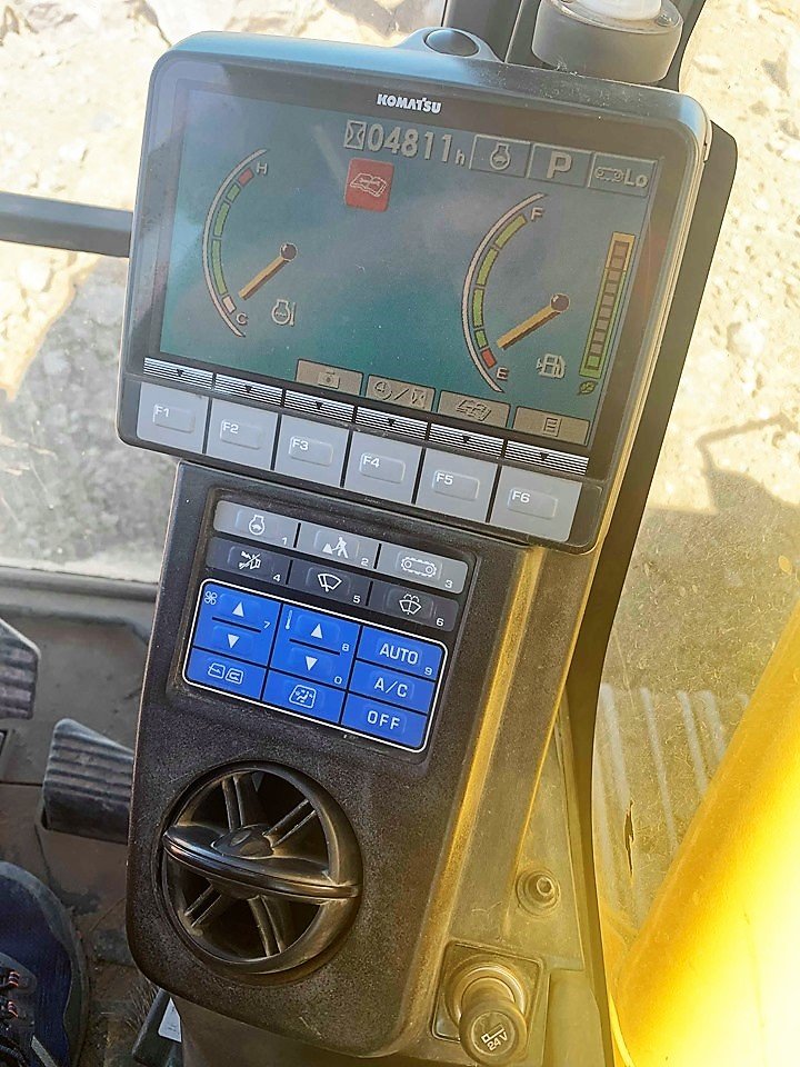 KOMATSU PC228 / PC228US-8 EXCAVATOR 4800 HRS!