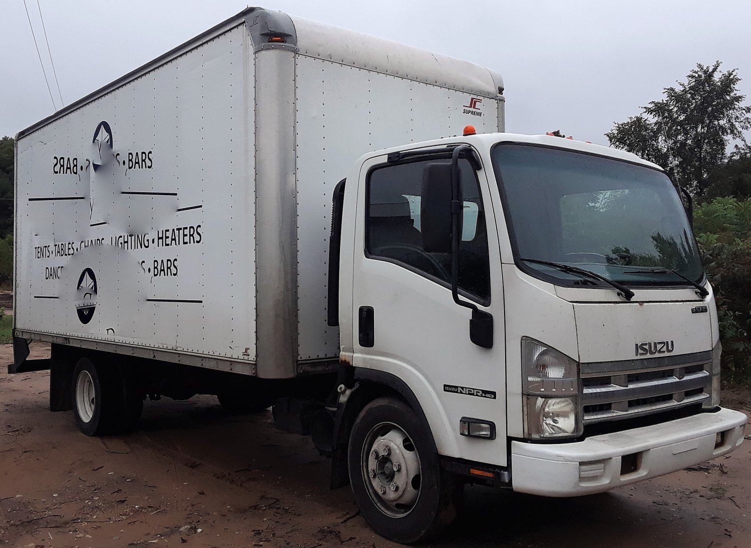 ISUZU NPR 16 FT BOX TRUCK