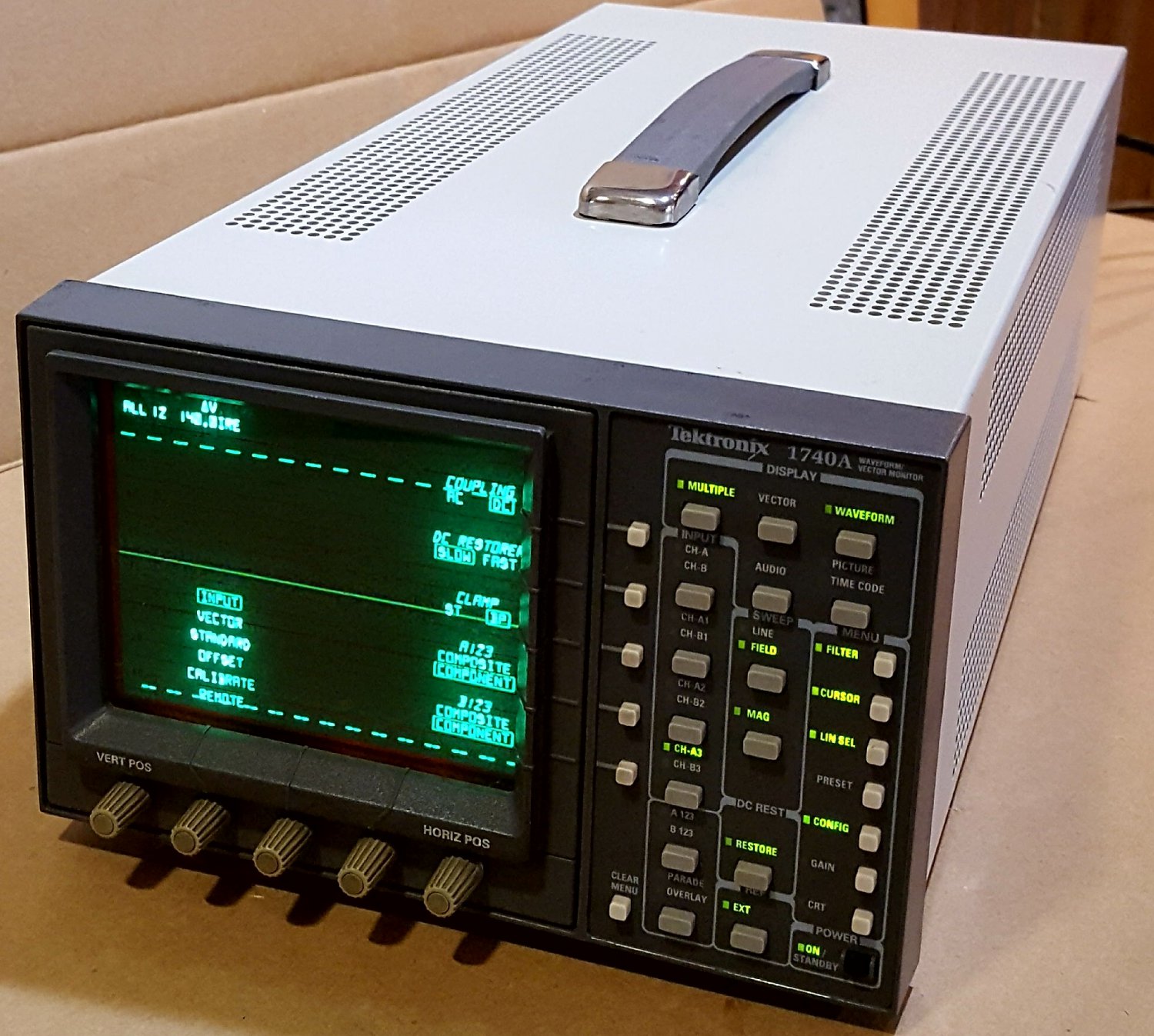 Tektronix 1740a Waveform Vector Monitor