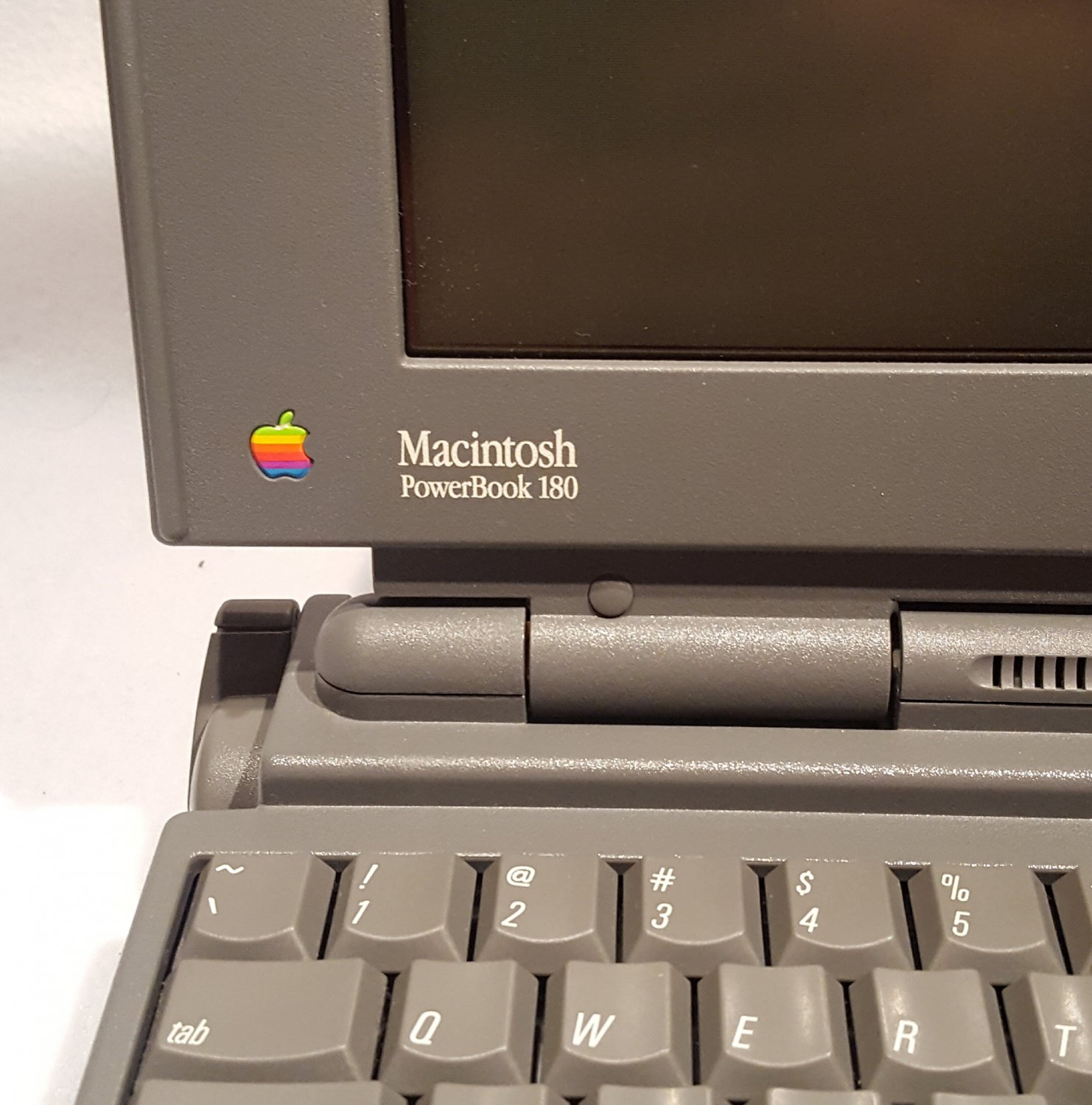 APPLE MACINTOSH POWERBOOK 180C VINTAGE LAPTOP MODEL M7940 - NOT Tested