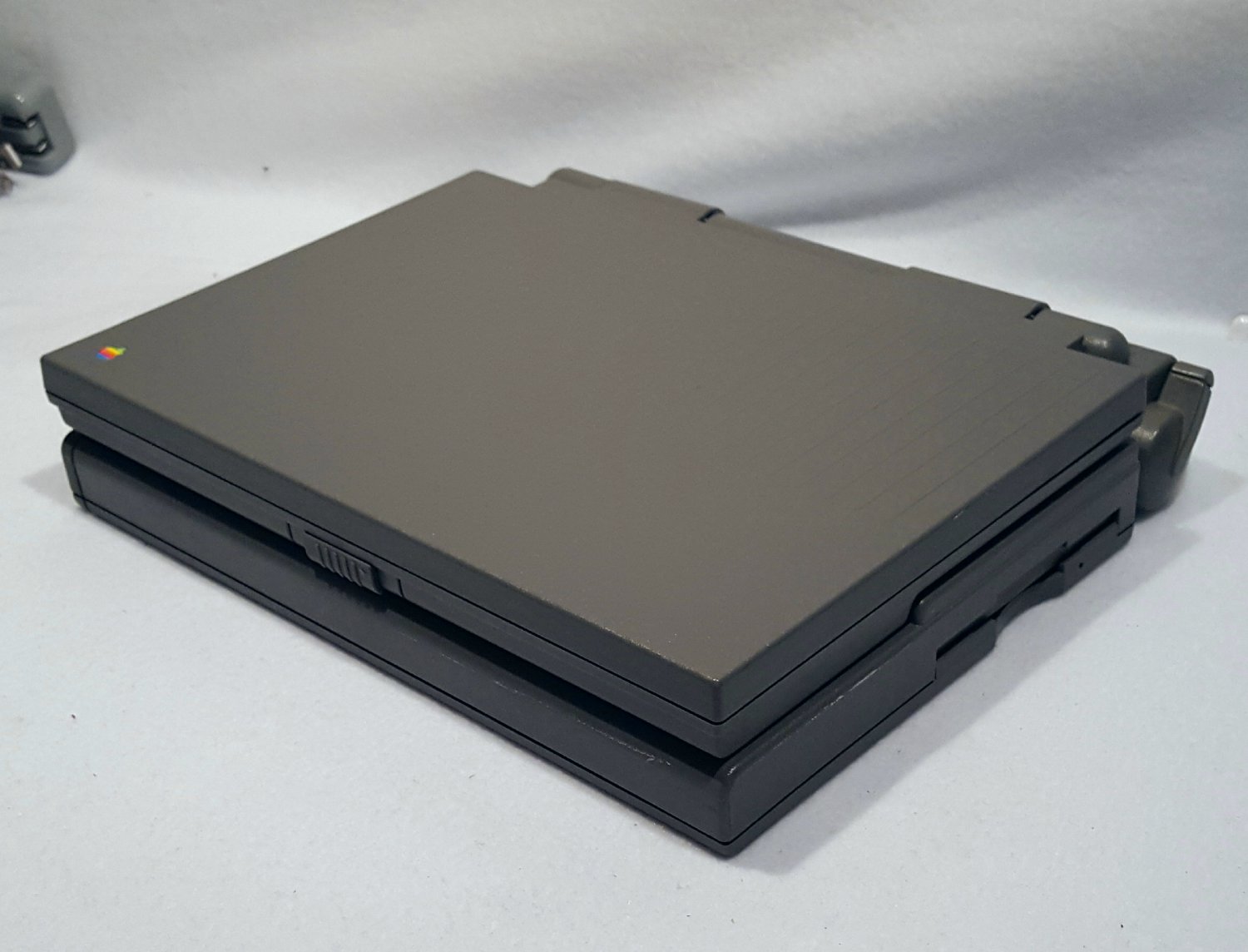 APPLE MACINTOSH POWERBOOK 180C VINTAGE LAPTOP MODEL M7940 - NOT Tested