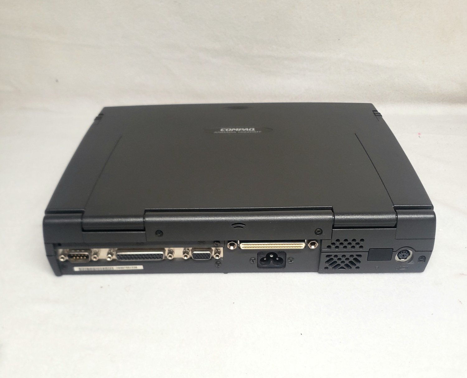 Compaq Armada 1592DT, Pentium MMX 233MHz Vintage Laptop