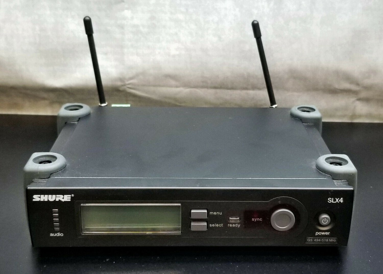 Shure SLX4 Wireless Receiver - SLX4L - H5 518-542 MHz - No AC Adapter