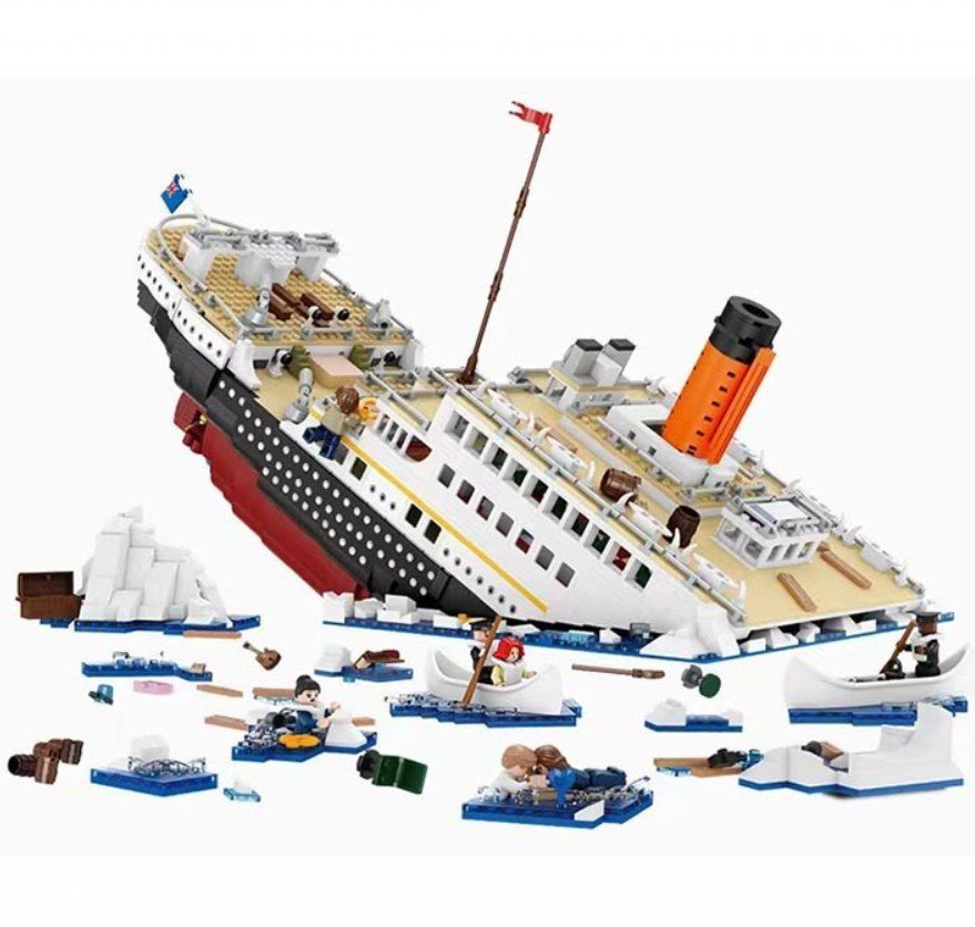 Creator Expert Titanic Building Blocks Compatible with Lego