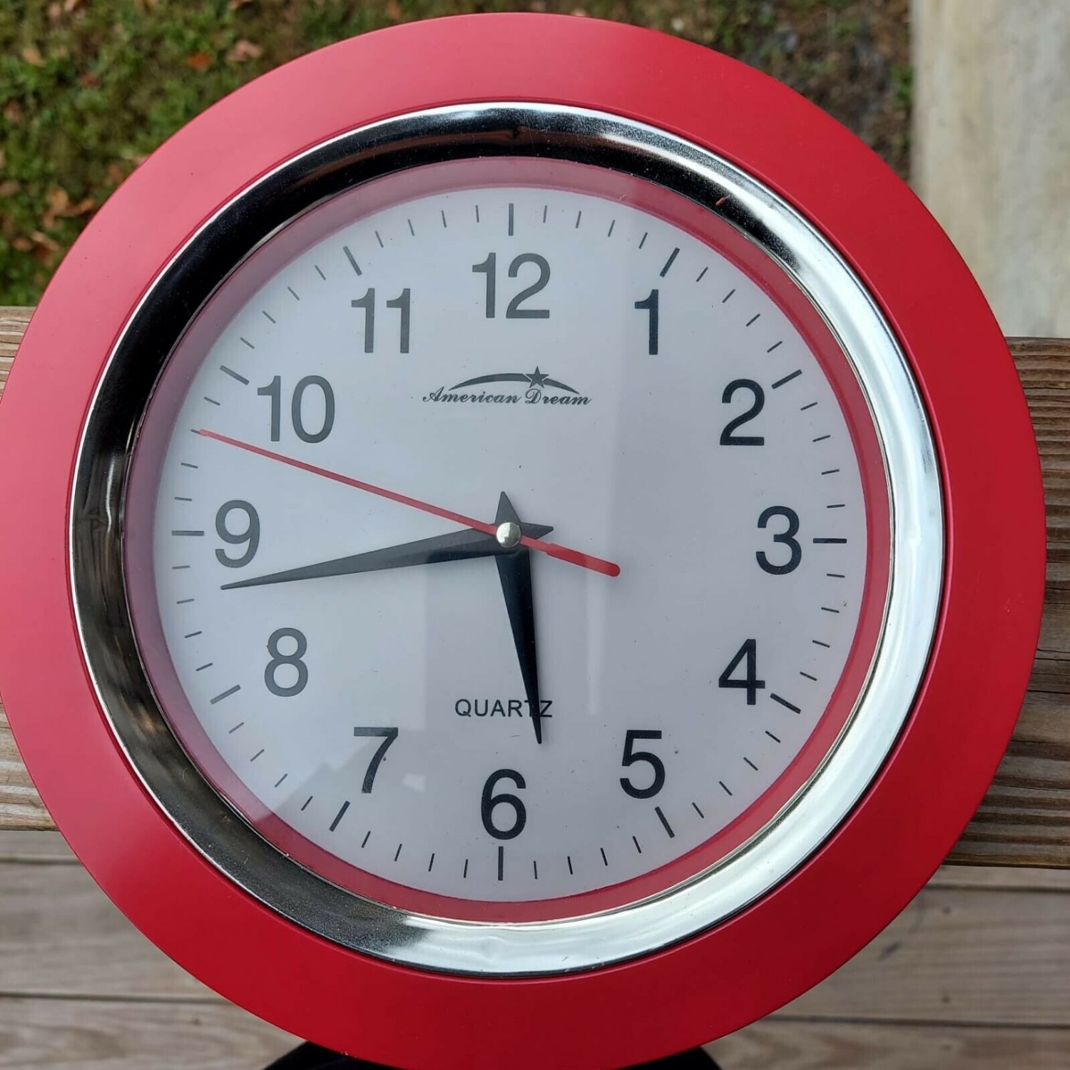 American Dream Red Kitchen 9" Wall Clock Quartz works