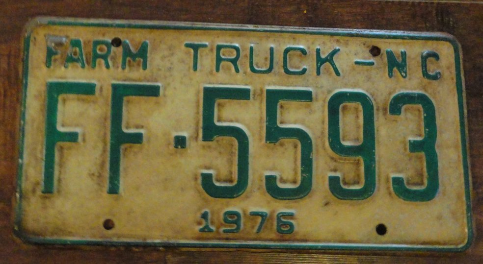 1976 North Carolina farm truck license plate FF 5593