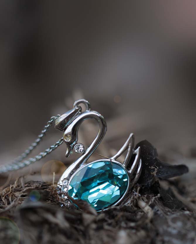 SOLD Blue Swan Swarovski Crystal Element Animal Necklace Light Blue ...