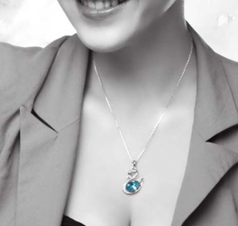 SOLD Blue Swan Swarovski Crystal Element Animal Necklace Light Blue ...