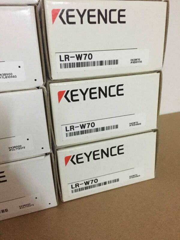 Keyence LR-W70 New In Box